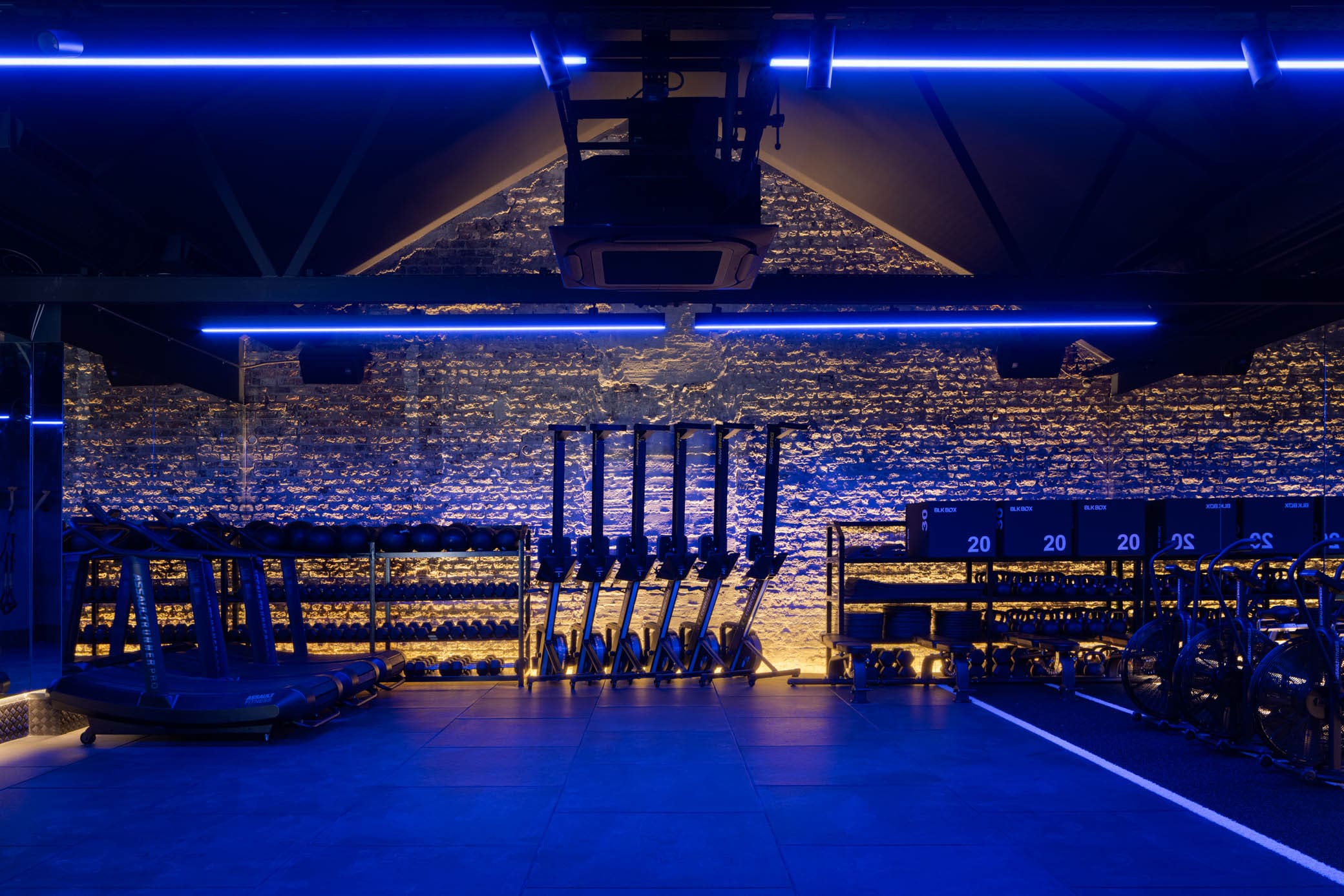 Full Body Workouts and Circuit Training Dublin | SAINT Studios